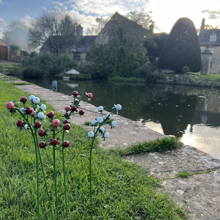 Hand Crafted Metal Flowers Berries- Red