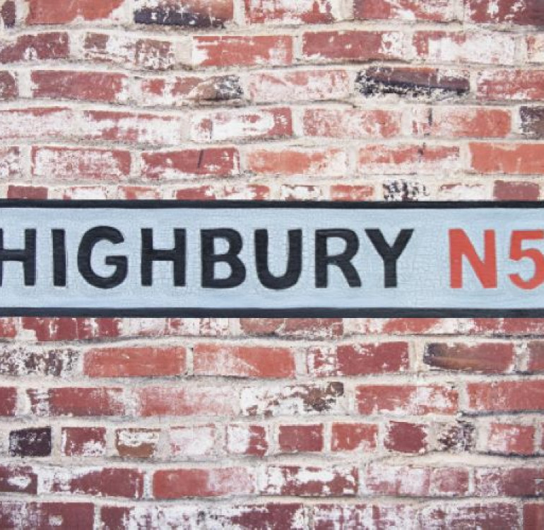 Highbury Wooden Street Sign
